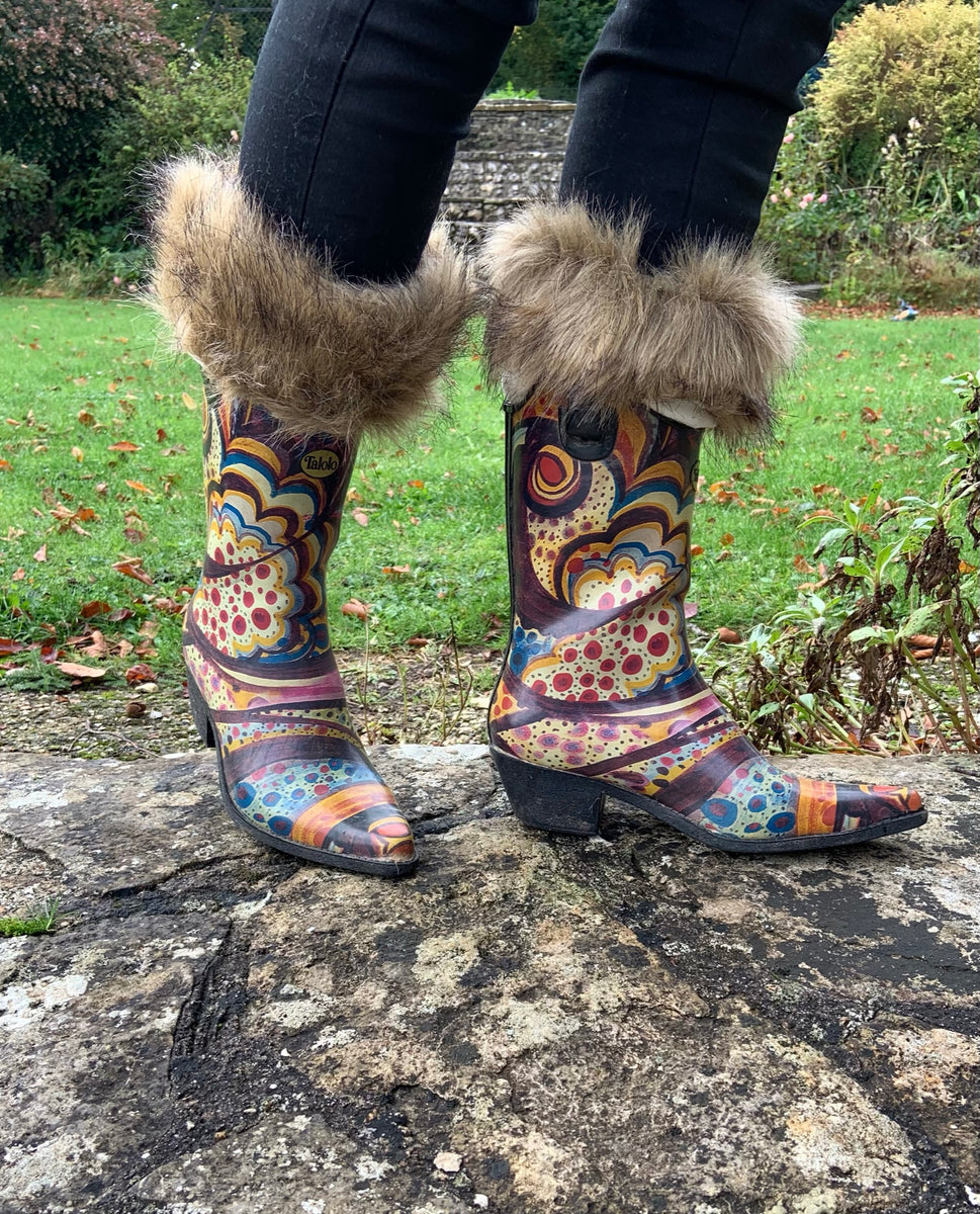 How to keep warm in your wellies when it is cold